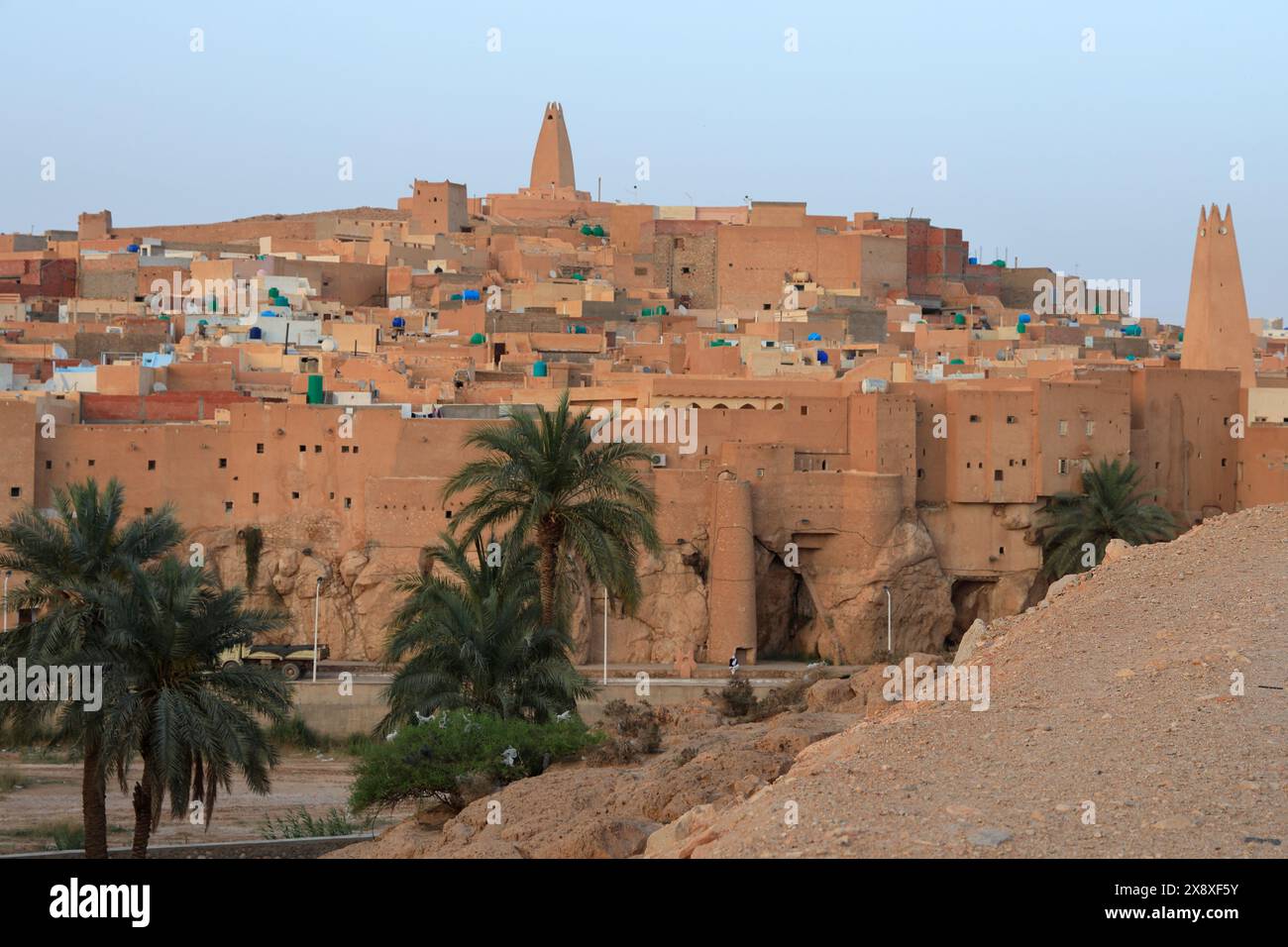Algerian architecture hi-res stock photography and images - Alamy