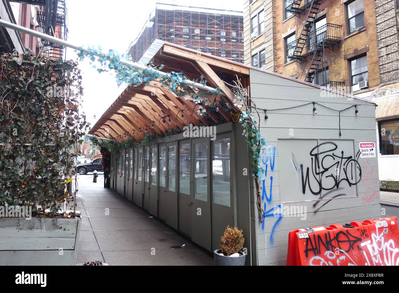 Restaurant Extension in New York City Stock Photo - Alamy