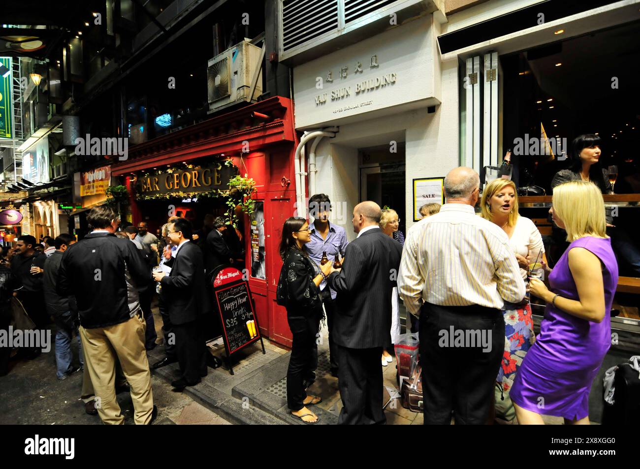 The Vibrant Lan Kwai Fong bar area in Hong Kong Stock Photo - Alamy