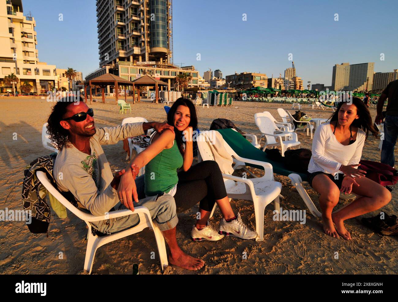Cool destination tel aviv, israel hi-res stock photography and images ...