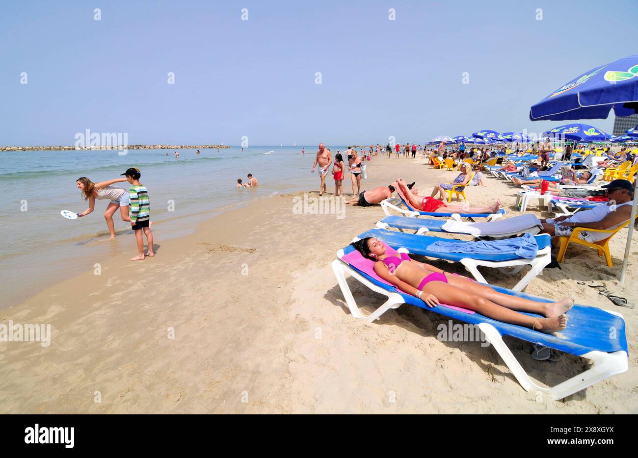 Beaches tel aviv israel hi-res stock photography and images - Alamy