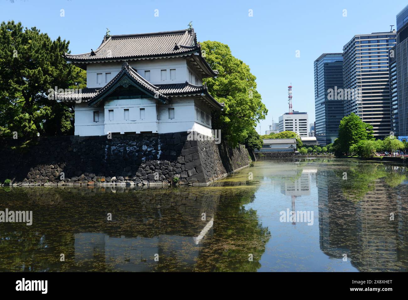 The moat around the Imperial palace in Chiyoda, Tokyo, Japan Stock ...