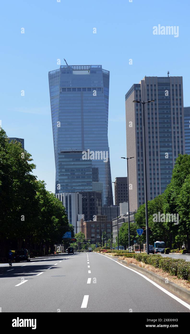 Toranomon Hills Mori Tower in Tokyo, Japan Stock Photo - Alamy