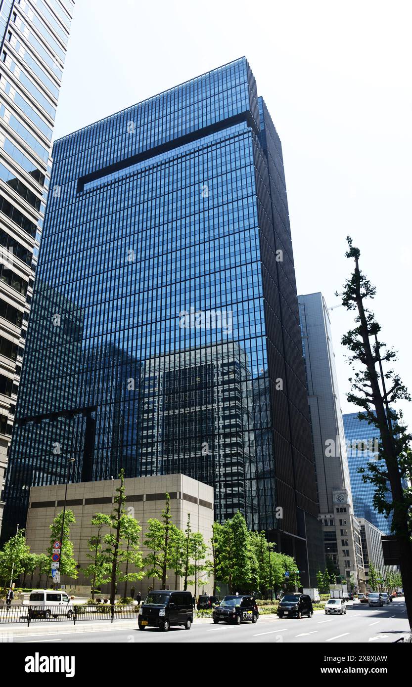 Otemachi tower in Chiyoda, Tokyo, Japan Stock Photo - Alamy