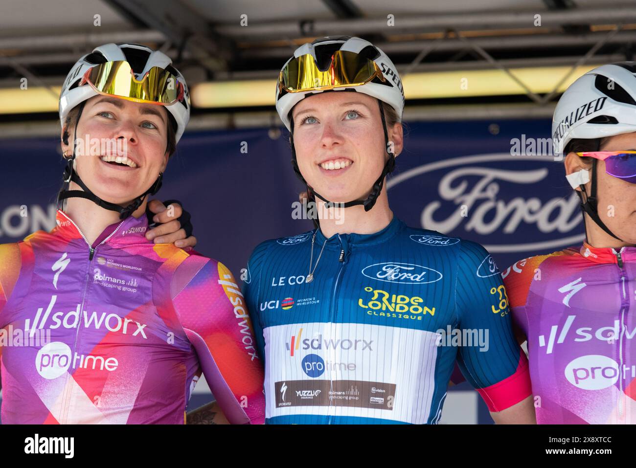 2024 Ford RideLondon Classique Women's WorldTour cycle race Stage Two ...