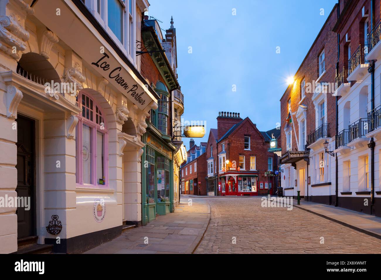 Evening on Bailgate in Uphill Lincoln, England Stock Photo - Alamy