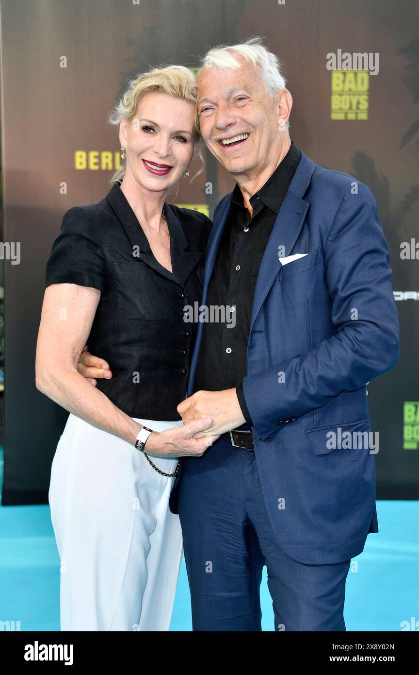 Grit Weiss und Jo Groebel bei der Premiere des Kinofilms 'Bad Boys ...