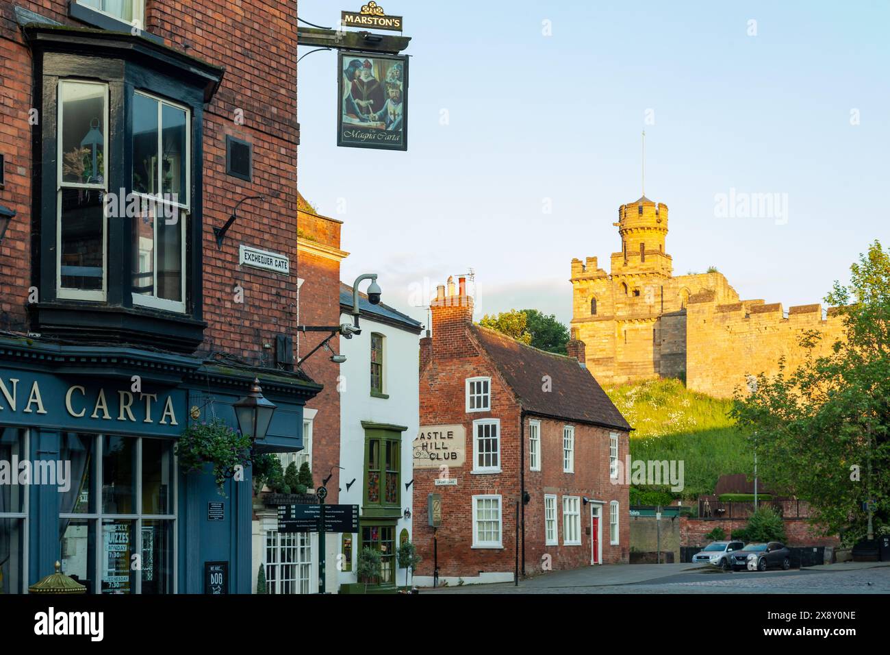Spring lincoln castle hi-res stock photography and images - Alamy
