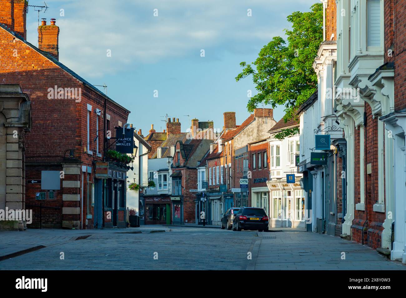 Spring morning on Bailgate in Lincoln, England Stock Photo - Alamy
