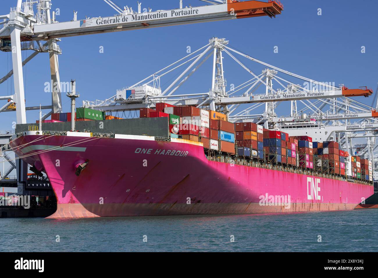 Le Havre, France - View on the container ship ONE HARBOUR alongside at ...
