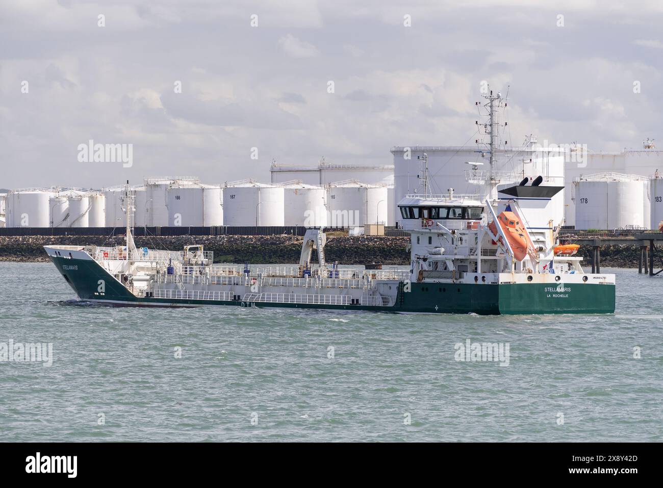 Le Havre, France - August 8th 2021 : Green Hopper Dredger STELLAMARIS ...