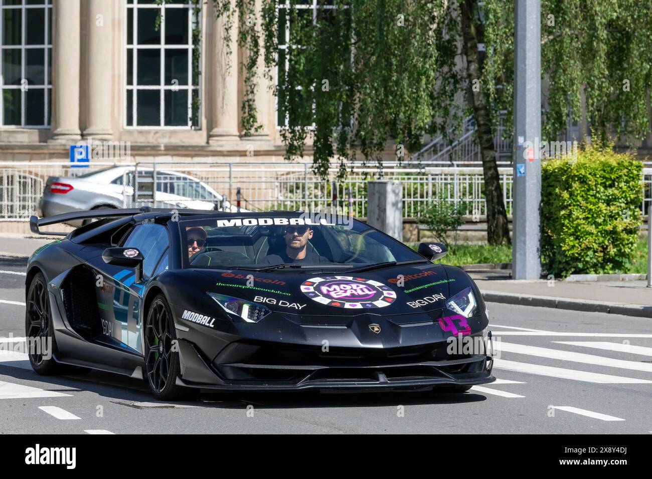 Lamborghini aventador svj hi-res stock photography and images - Alamy
