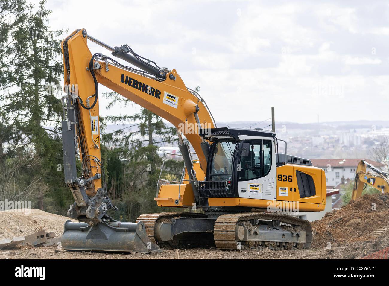 Liebherr r 936 hi-res stock photography and images - Alamy