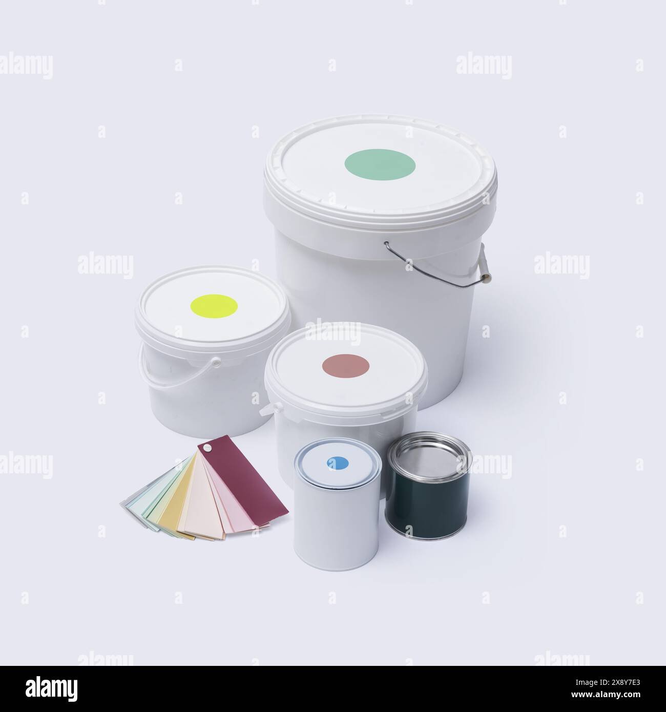 Bucket paint set collection hi-res stock photography and images - Alamy