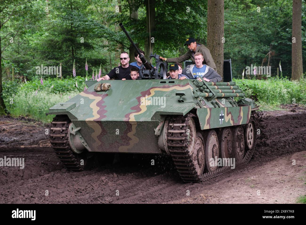 Tank recovery wwii hi-res stock photography and images - Alamy