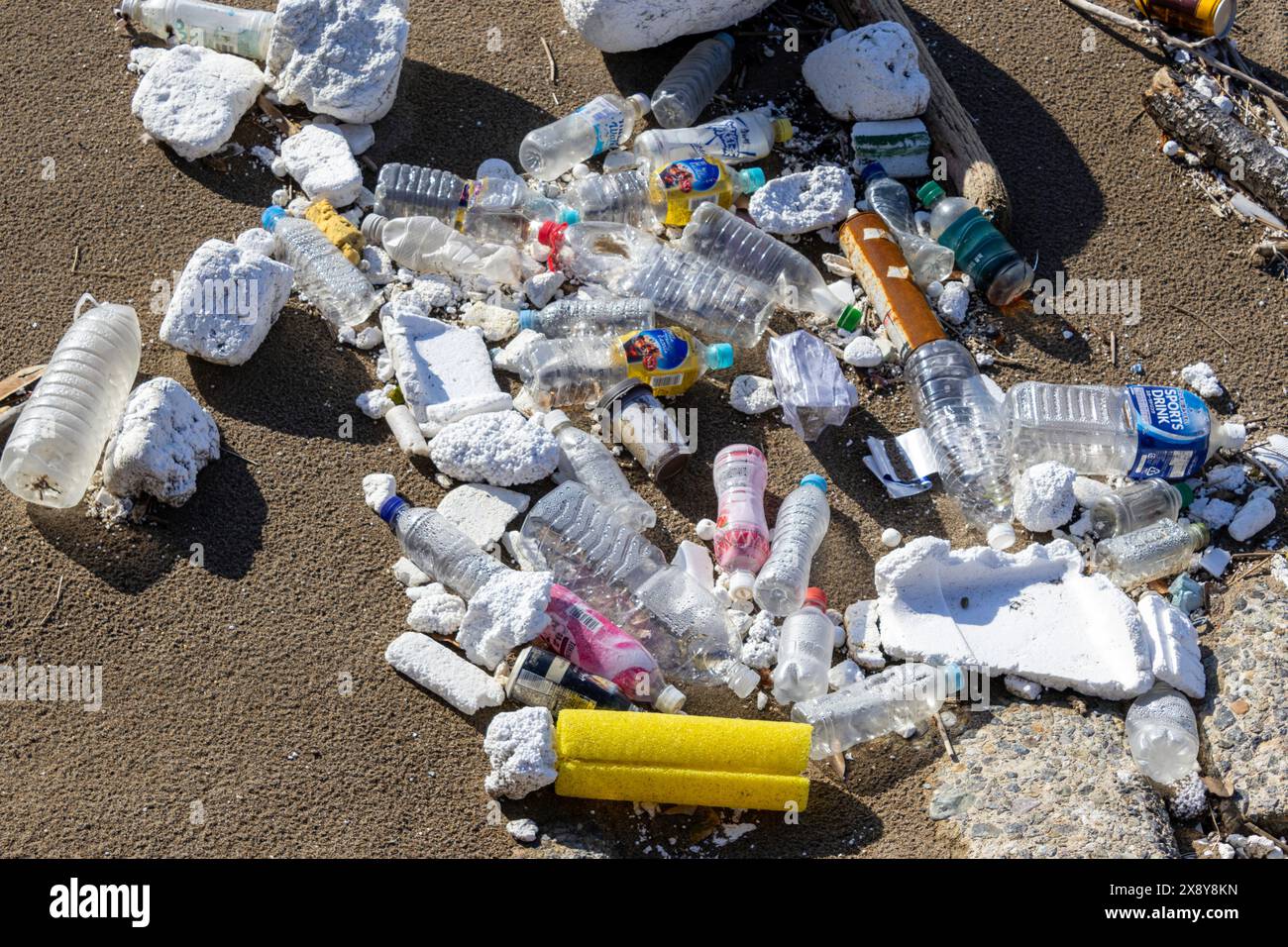 Rubbish from the Japan Sea, washed up on Matto beach, Ishikawa ...