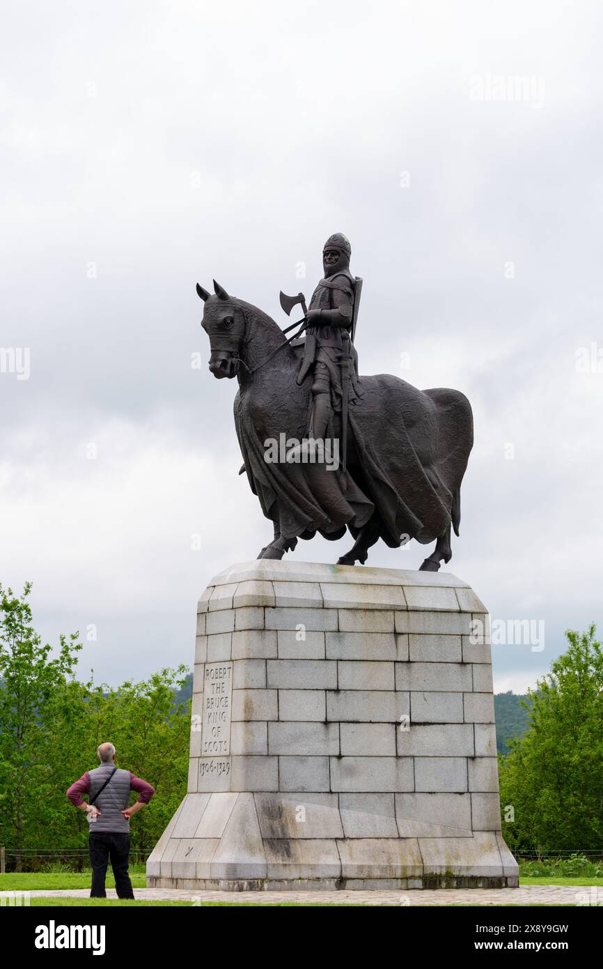 Statue of Robert the Bruce King of Scots, at the monument for the ...