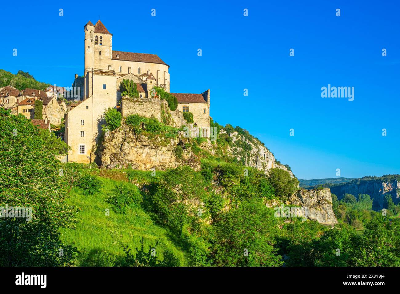 France, Lot, Causses du Quercy Regional Natural Park, Saint Cirq ...