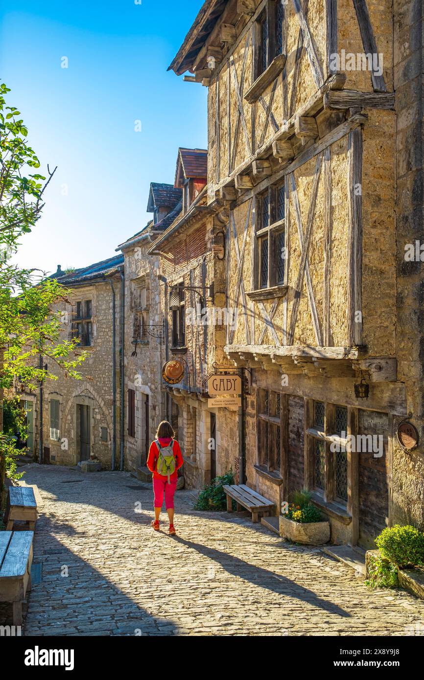 France, Lot, Causses du Quercy Regional Natural Park, Saint Cirq ...