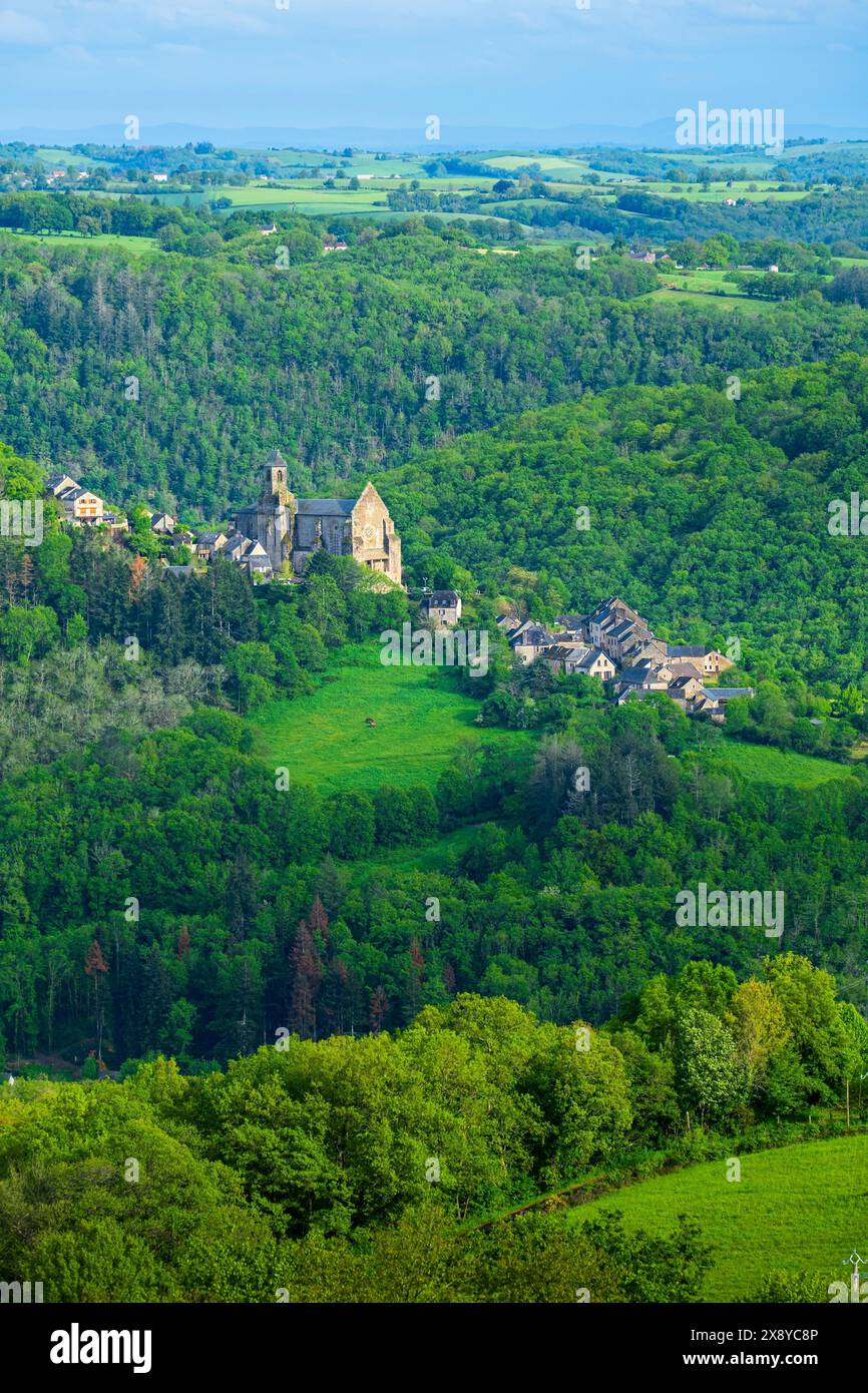 France, Aveyron, Najac, medieval village labeled Les Plus Beaux ...