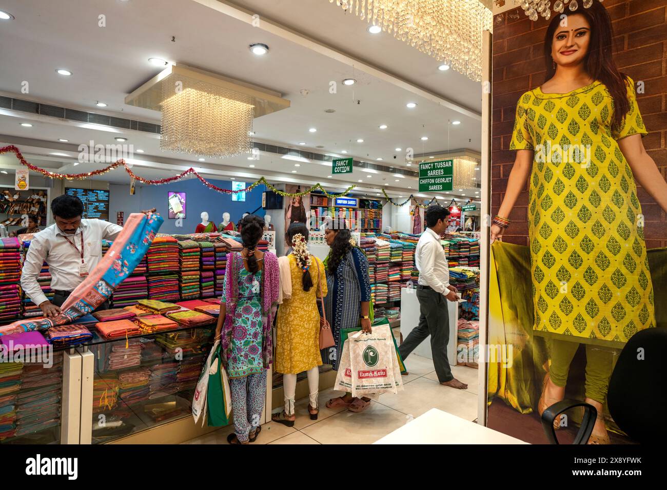 Pothys hi-res stock photography and images - Alamy