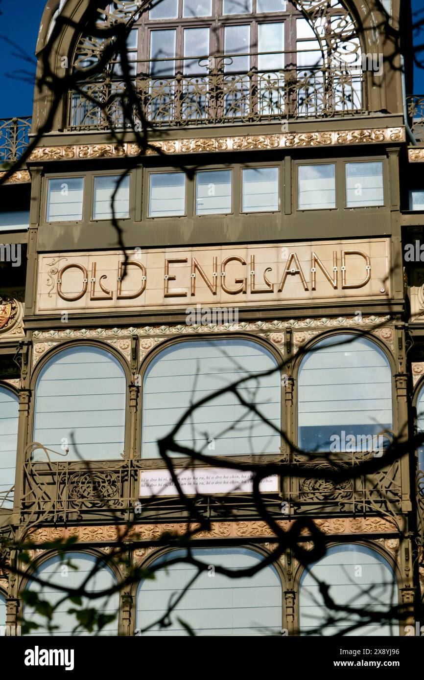Belgium, Brussels, Mont des Arts, facade of Art Nouveau Old England ...