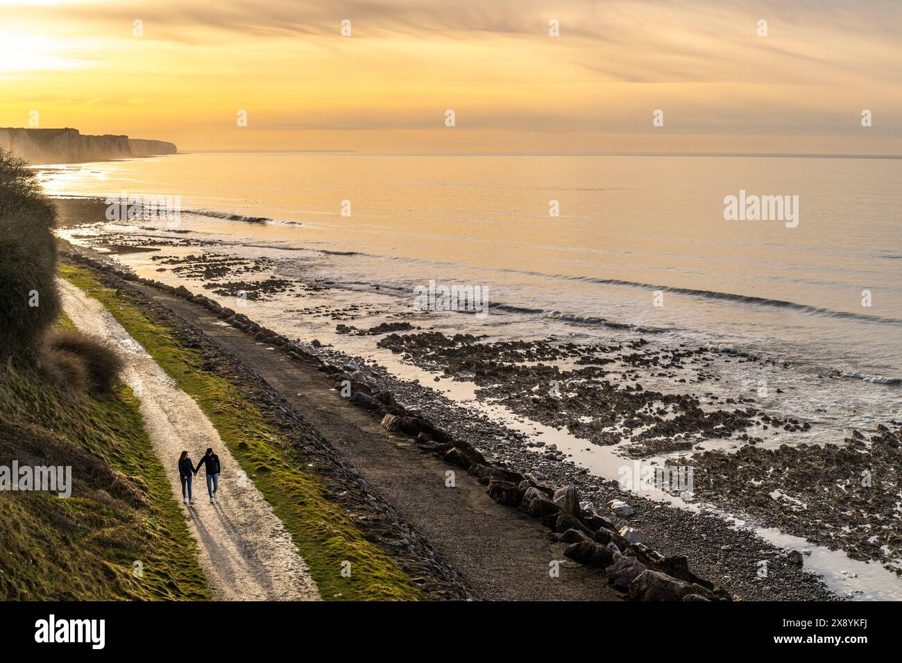 France baie de somme cliff hi-res stock photography and images - Alamy
