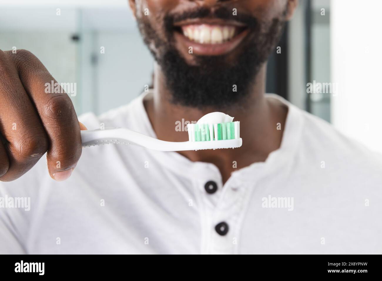 Toothbrushing essentials hi-res stock photography and images - Alamy