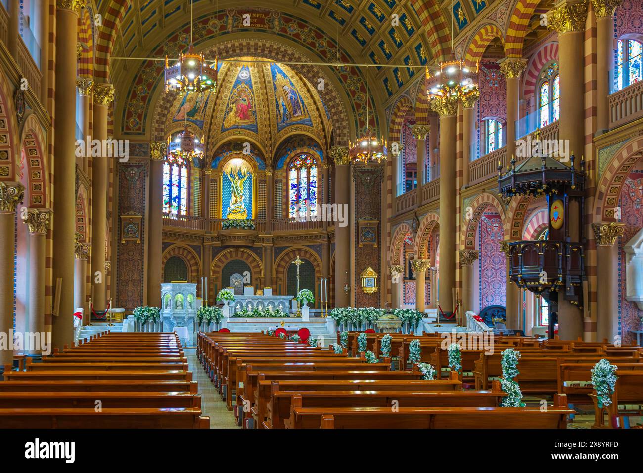 Thailand, Bangkok, Bang Rak district, wedding in the Cathedral of the ...