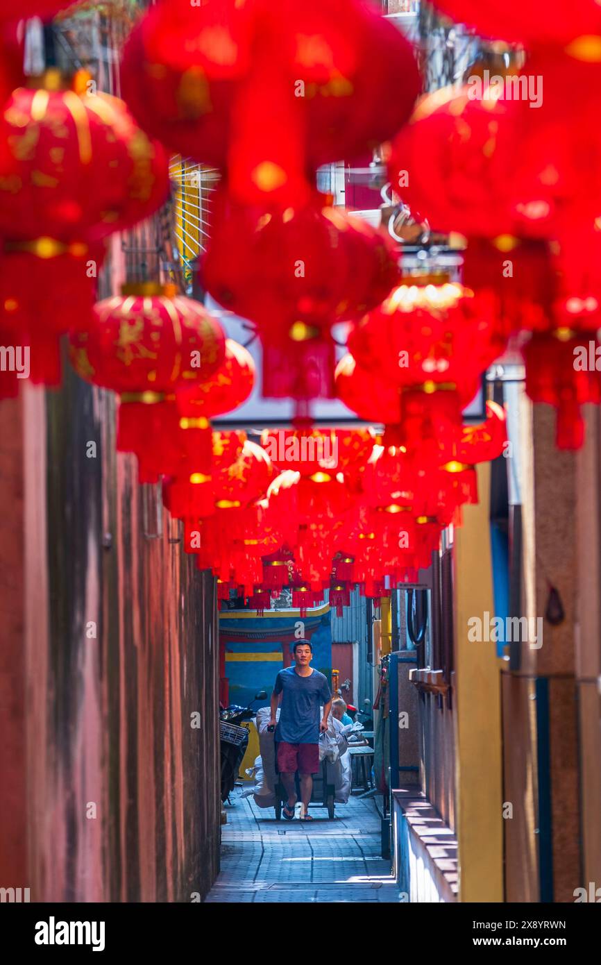 Bangkok alleyway hi-res stock photography and images - Alamy