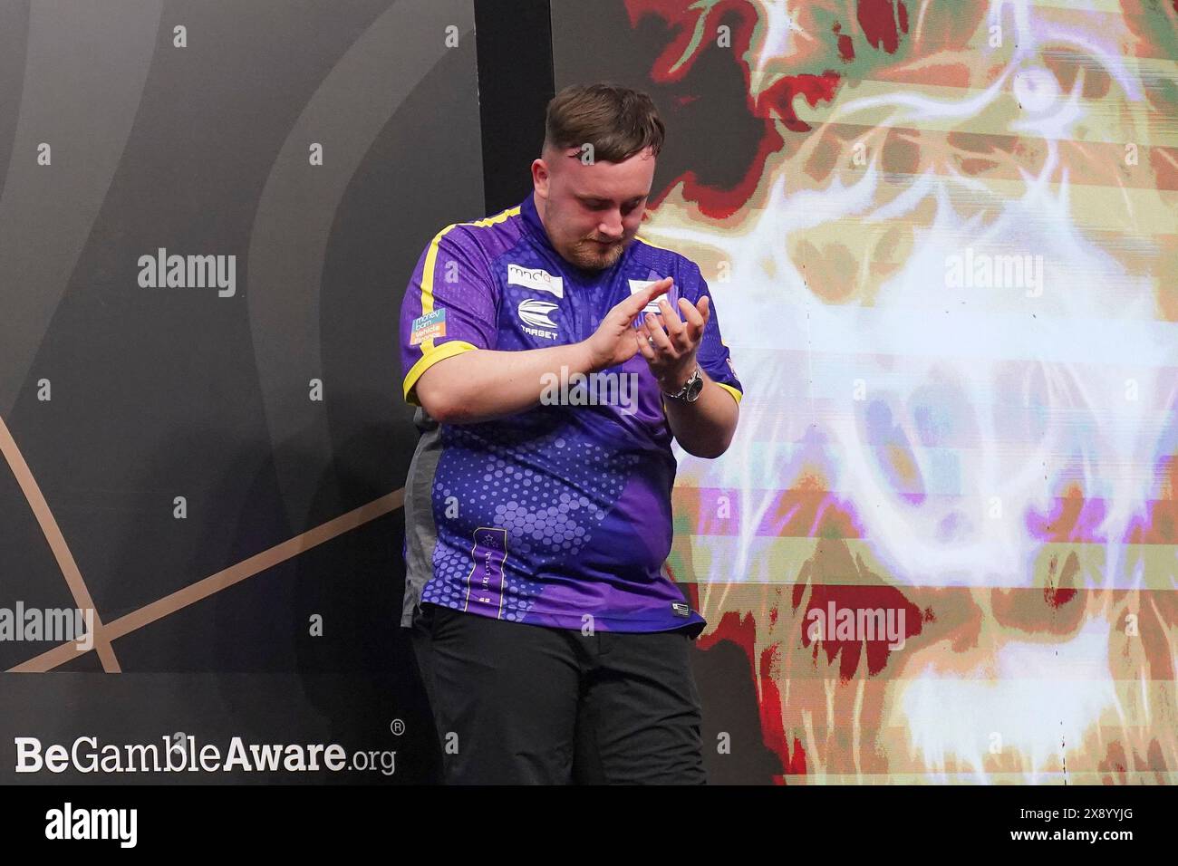 London, UK. 23rd May, 2024. Luke Littler applauds Luke Humphries after ...