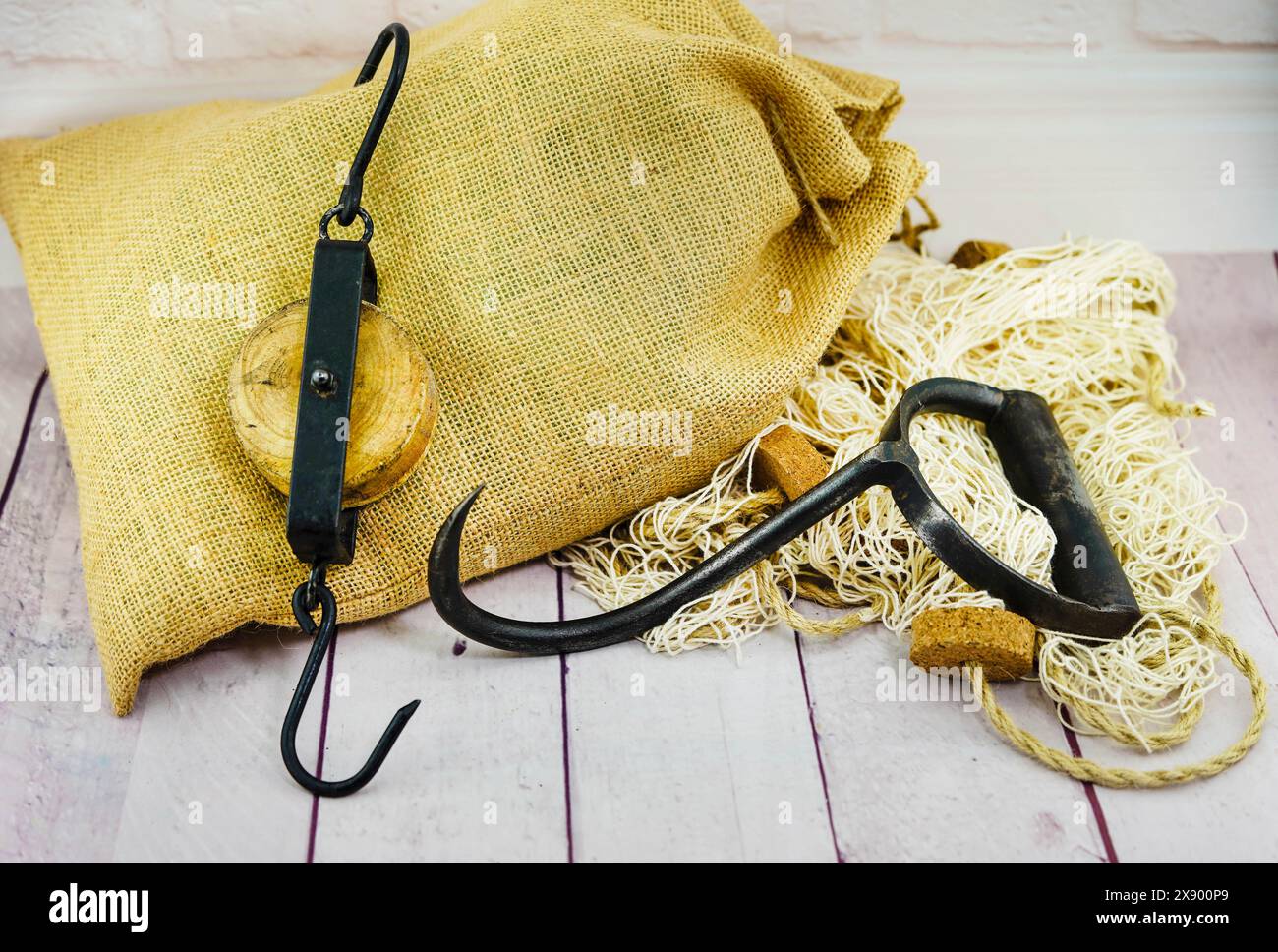 Cargo hook hi-res stock photography and images - Alamy