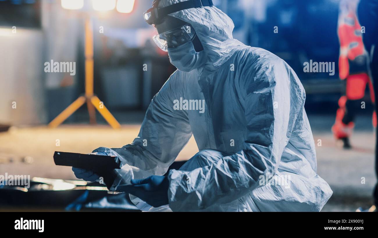 Forensics murder weapon dna hi-res stock photography and images - Alamy