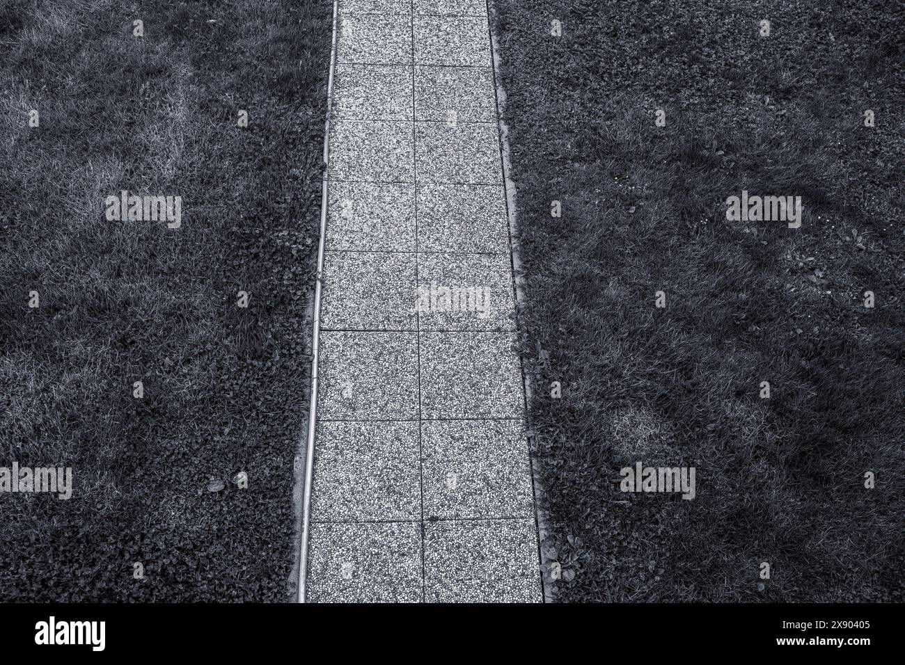 Straight pathway hi-res stock photography and images - Alamy