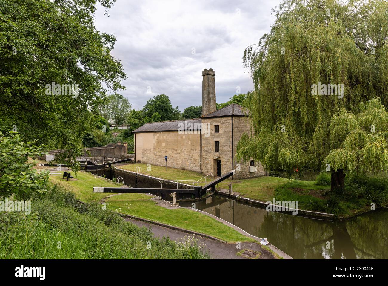 Historic landmark Thimble Mill Pumping Station and Widcombe Lock No 7 ...