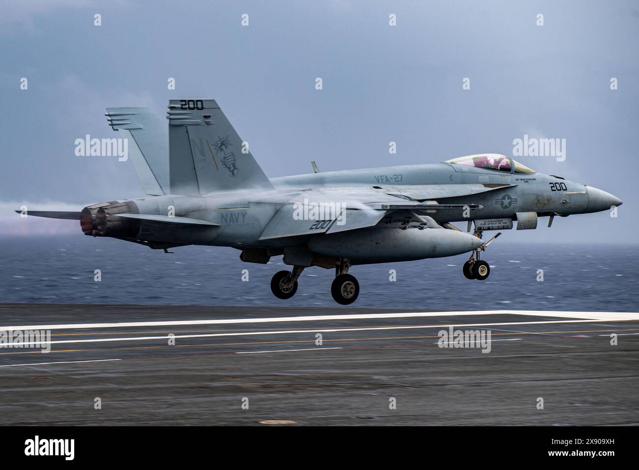 240527-N-SI601-1183 PHILIPPINE SEA (May 27, 2024) An F/A-18E Super ...