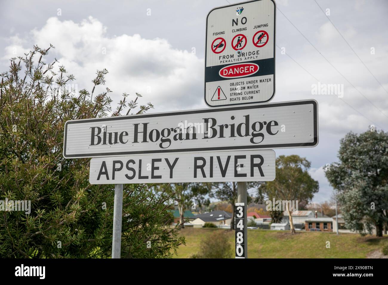 Blue hogan bridge hi-res stock photography and images - Alamy