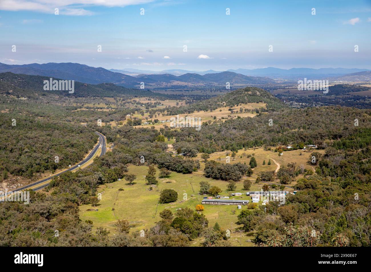 Moonbi lookout near Tamworth in New South Wales views across Cockburn ...