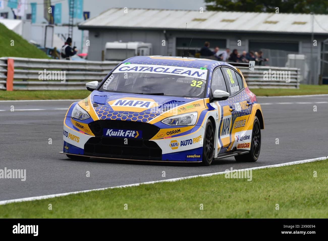Daniel Rowbottom, Ford Focus ST, NAPA Racing UK, BTCC, British Touring Car Championship, rounds ...