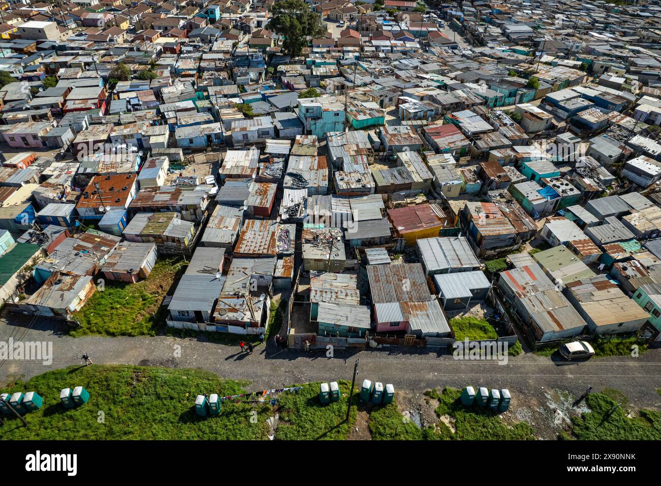 Informal settlement aerial hi-res stock photography and images - Alamy