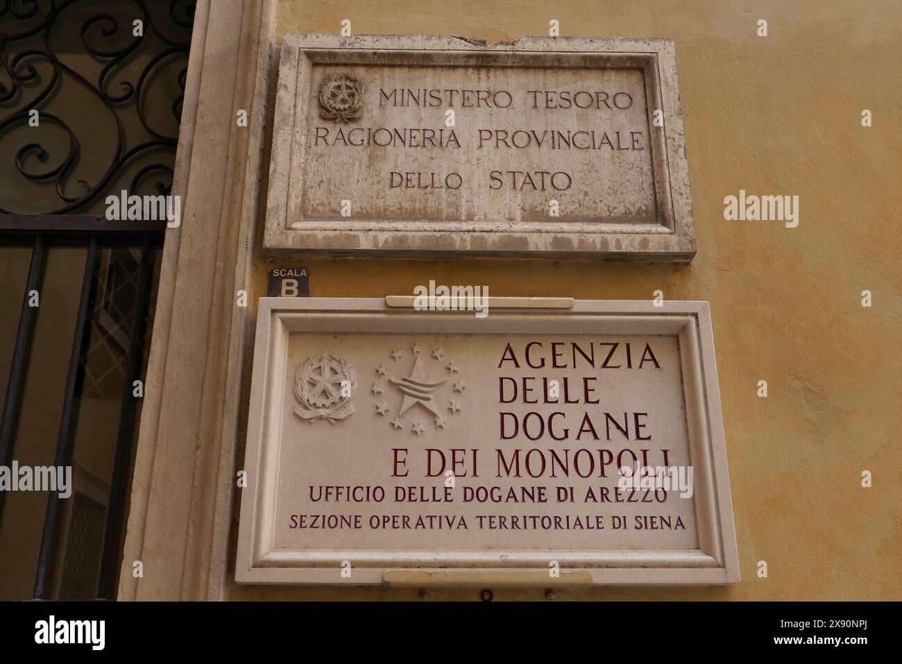 SIGN OF MINISTERO DEL TESORO AND AGENZIA DELLE DOGANE E DEI MONOPOLI ...