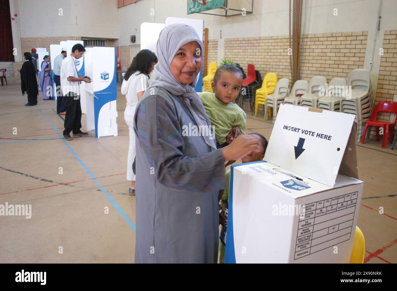 26 - 29 April 1994, Cape Town - People voting in South Africa's first ...