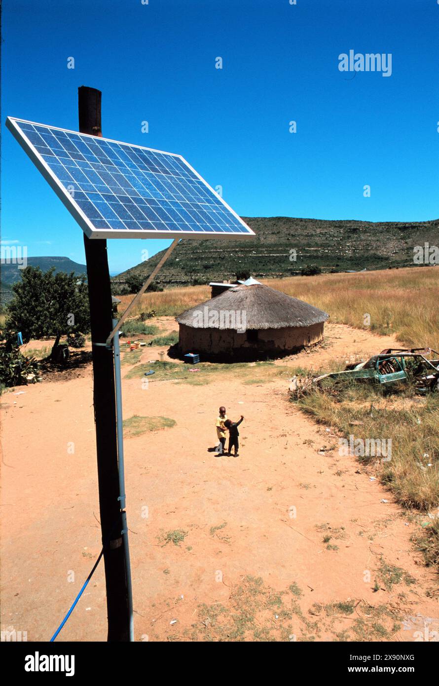 Solar powered fridge hi-res stock photography and images - Alamy