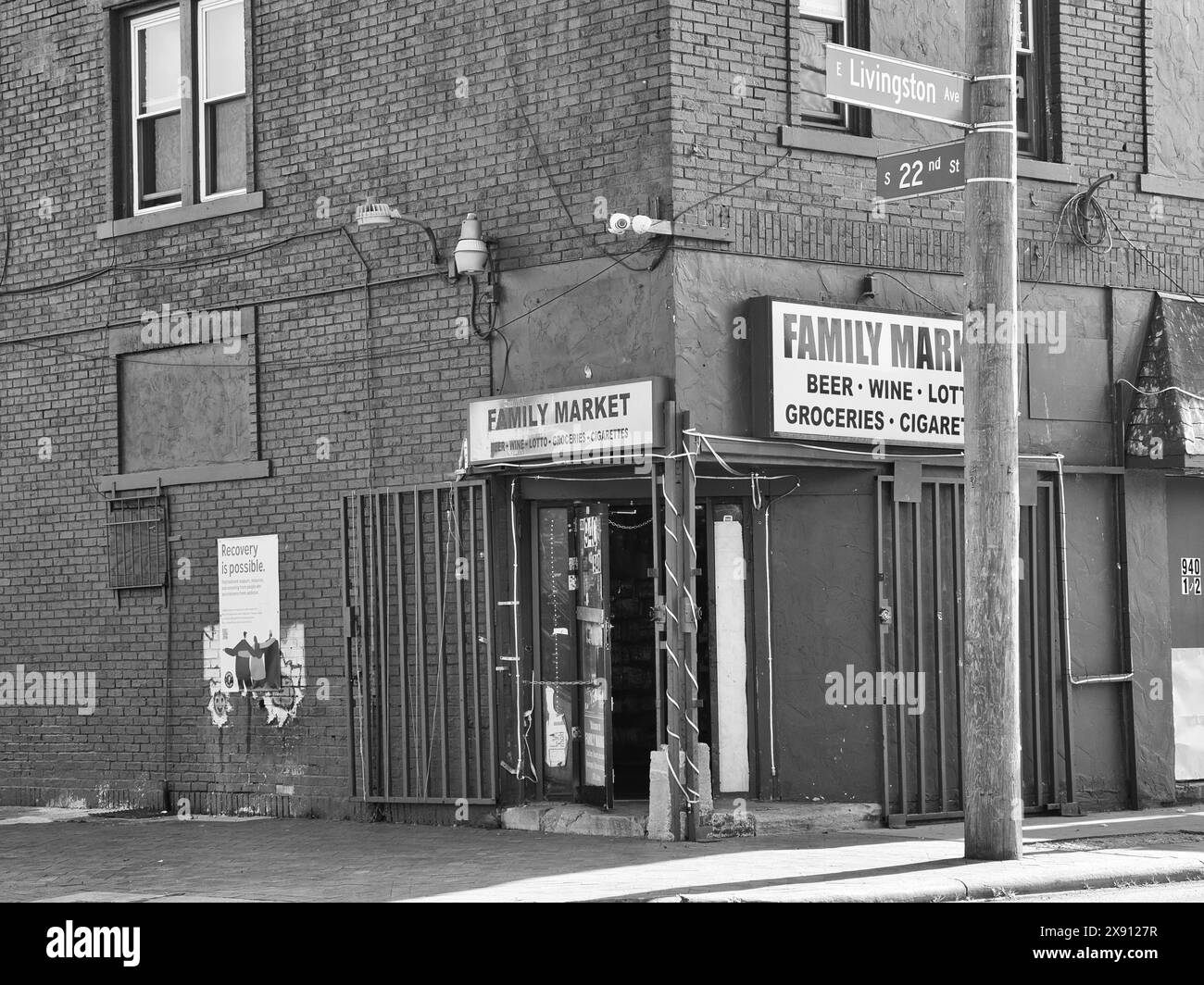 Corner market at E. Livingston and 22nd St in Columbus Ohio USA 2024 ...