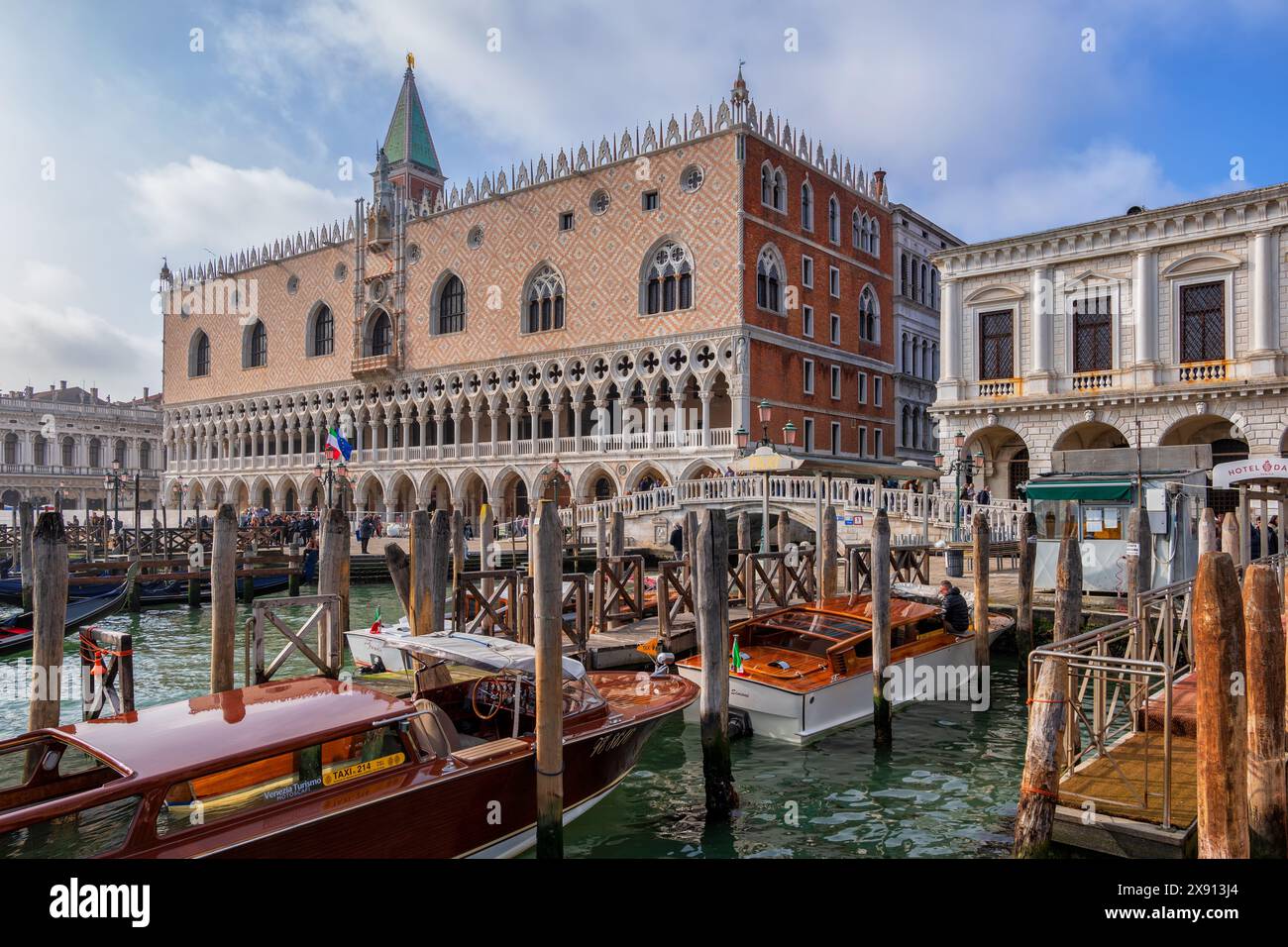 City of Venice in Italy, the Doge Palace (Palazzo Ducale), water taxi ...