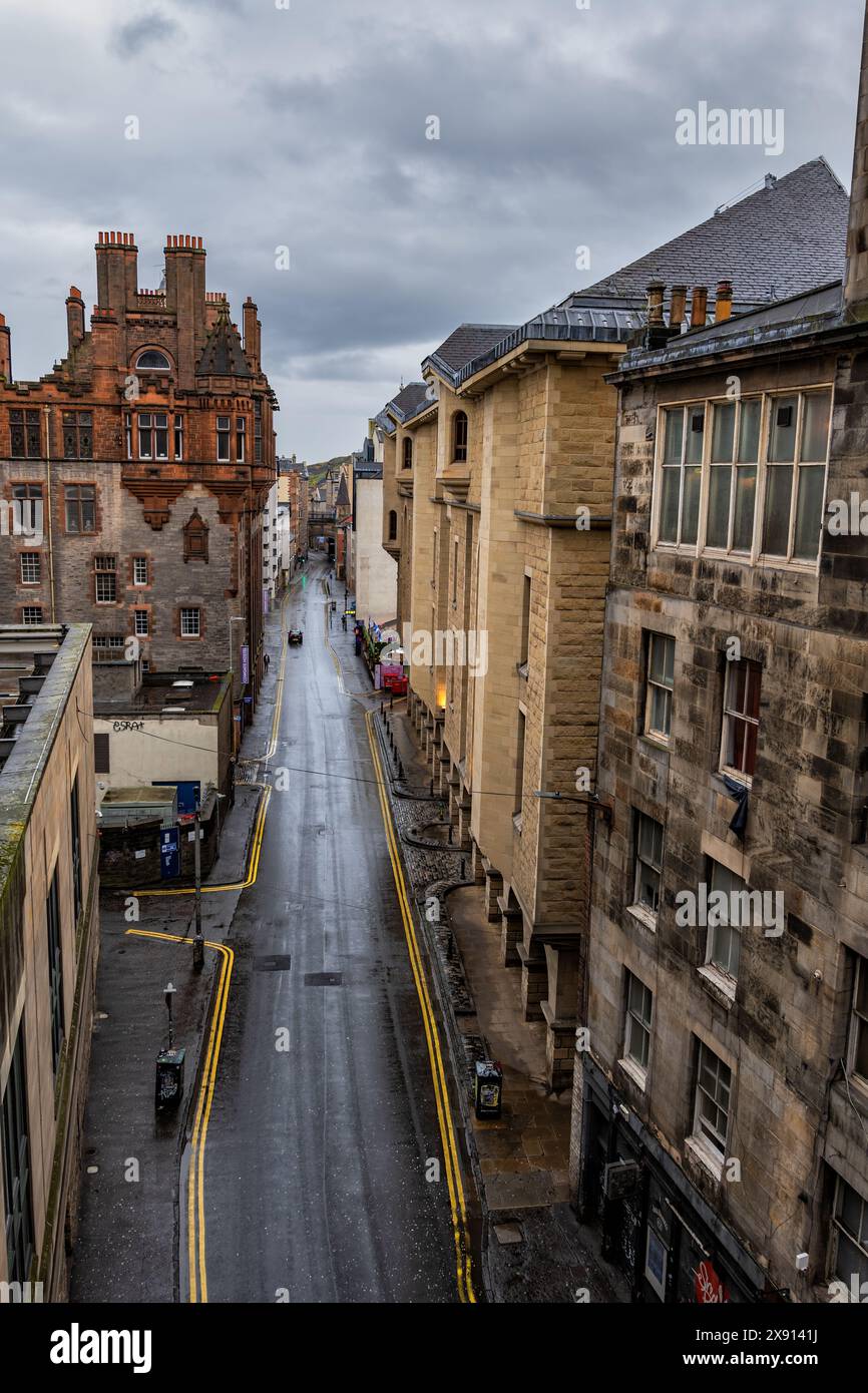 The Cowgate Street In city of Edinburgh, Scotland, UK Stock Photo - Alamy