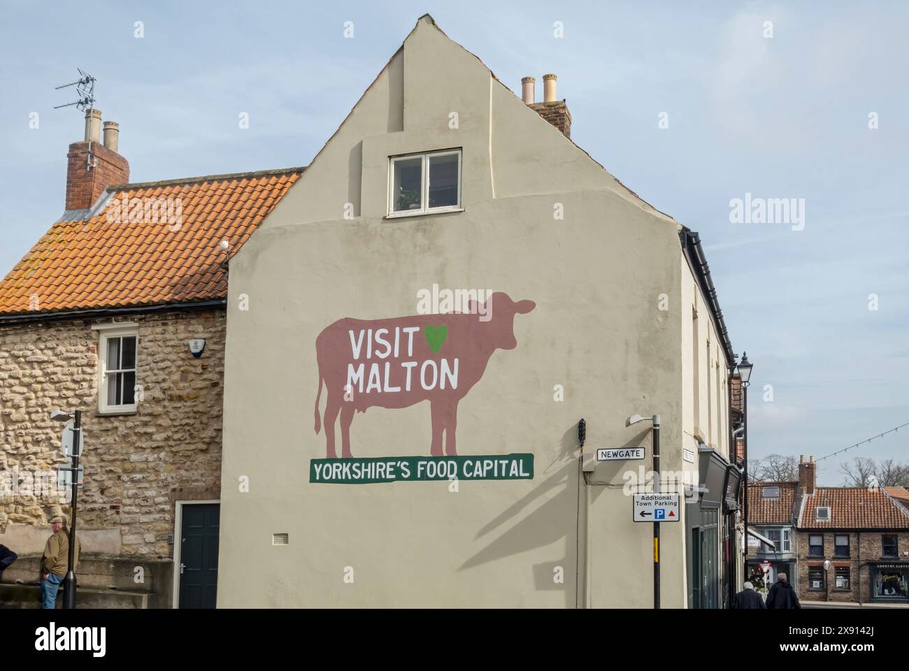 Visit malton painted sign hi-res stock photography and images - Alamy