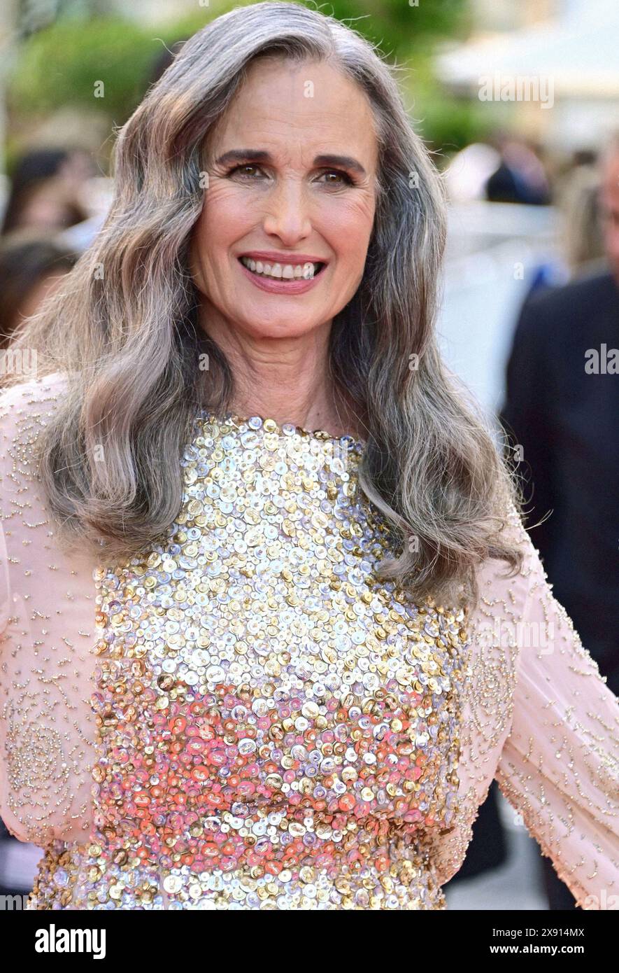 Andie Macdowell "La plus précieuse des marchandises" ("The Most Precious of Cargoes") Cannes ...