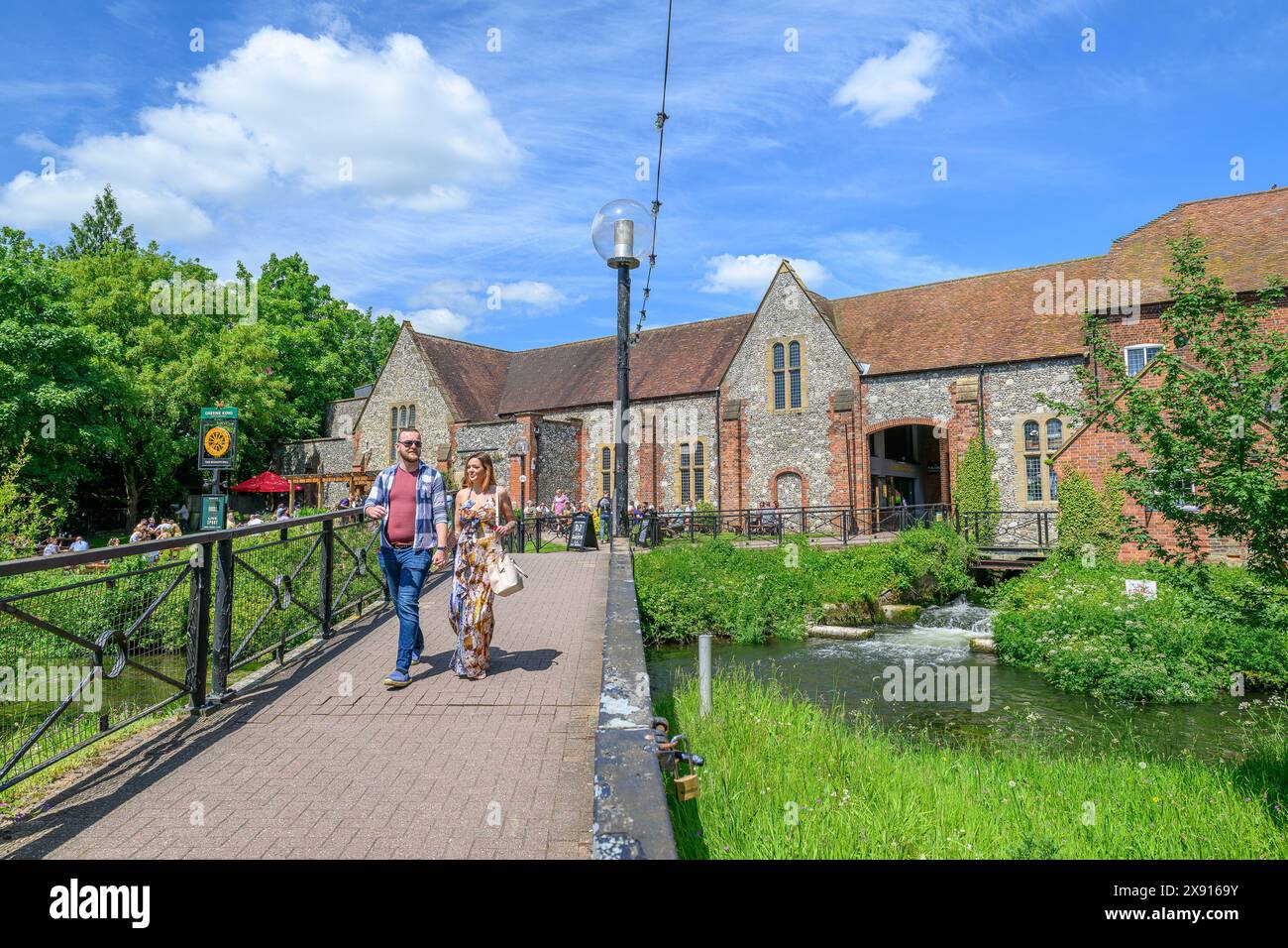 Salisbury wiltshire river avon hi-res stock photography and images - Alamy