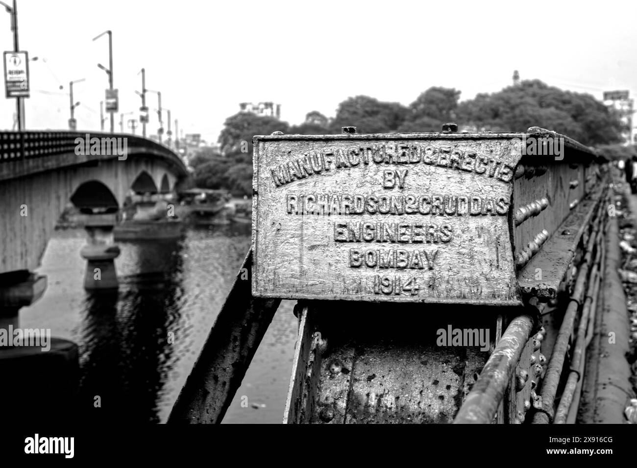19 18 2018 Vintage Old Black and White Photo of 1914 made bridge ...